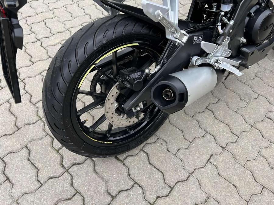 Черный Ямаха MT 125 2017 в Пренай, объемом двигателя 0.13 л и пробегом 19 тыс. км за 2699 €, фото 18 на AUTOMOTO.COM.LV
