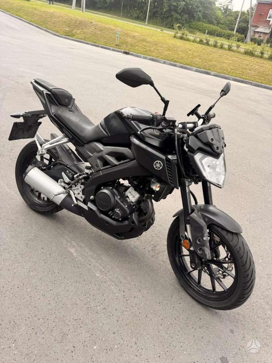 Black Yamaha MT 125 2017 in Vilnius, with an engine capacity of 0.13 L and mileage of 29 thousand km for 2500 €, photo 5 on AUTOMOTO.COM.LV
