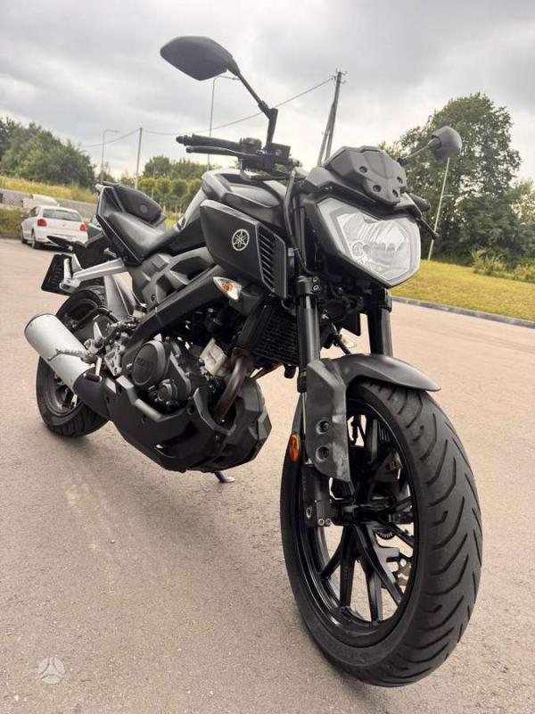 Черный Ямаха MT 125 2017 в Вильнюс, объемом двигателя 0.13 л и пробегом 29 тыс. км за 2500 €, фото 7 на AUTOMOTO.COM.LV