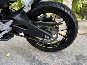 Melns Yamaha MT 125 2017 Vilkaviškis, ar dzinēja tilpumu 0.13 L un nobraukumu 23 tūkst. km par 2450 €, foto 20 vietnē AUTOMOTO.COM.LV