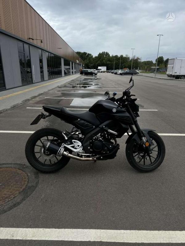 Black Yamaha MT 125 2020 in Klaipeda, with an engine capacity of 0.13 L and mileage of 22 thousand km for 3600 €, photo 3 on AUTOMOTO.COM.LV