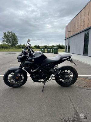Черный Ямаха MT 125 2020 в Клайпеда, объемом двигателя 0.13 л и пробегом 22 тыс. км за 3600 €, фото 7 на AUTOMOTO.COM.LV