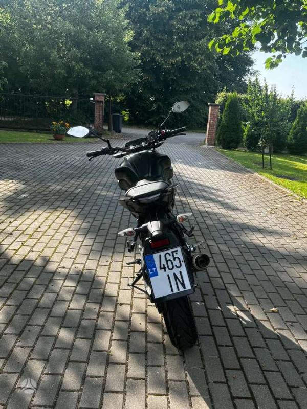 Черный Ямаха MT 125 2020 в Паланга, объемом двигателя 0.13 л и пробегом 26 тыс. км за 3200 €, фото 3 на AUTOMOTO.COM.LV