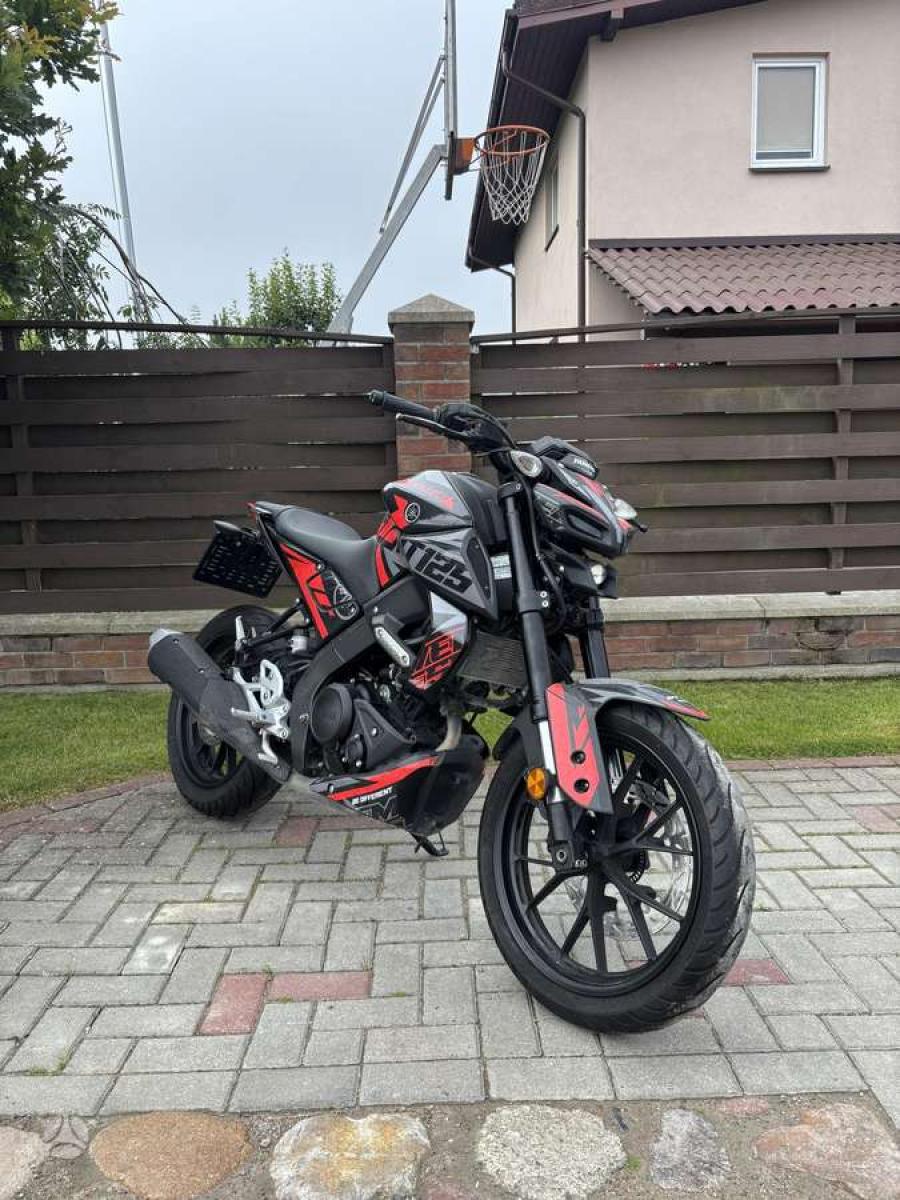Melns Yamaha MT 125 2020 Kretinga, ar dzinēja tilpumu 0.13 L un nobraukumu 17 tūkst. km par 3300 €, foto 1 vietnē AUTOMOTO.COM.LV