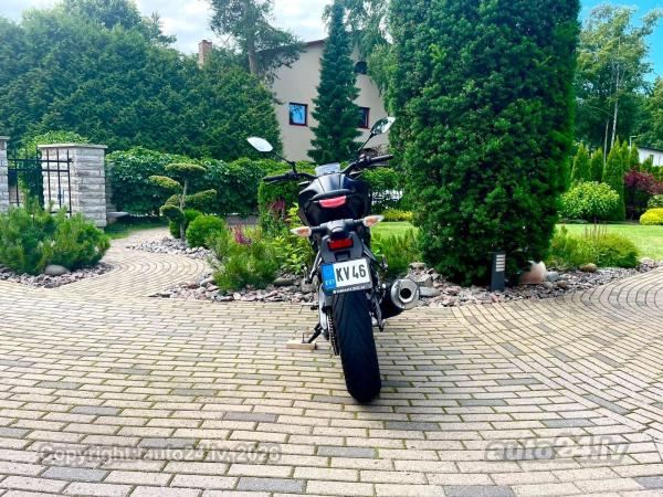 Melns Yamaha MT 125 2023 Tallina, ar dzinēja tilpumu 0.13 L un nobraukumu 6 tūkst. km par 4800 €, foto 5 vietnē AUTOMOTO.COM.LV