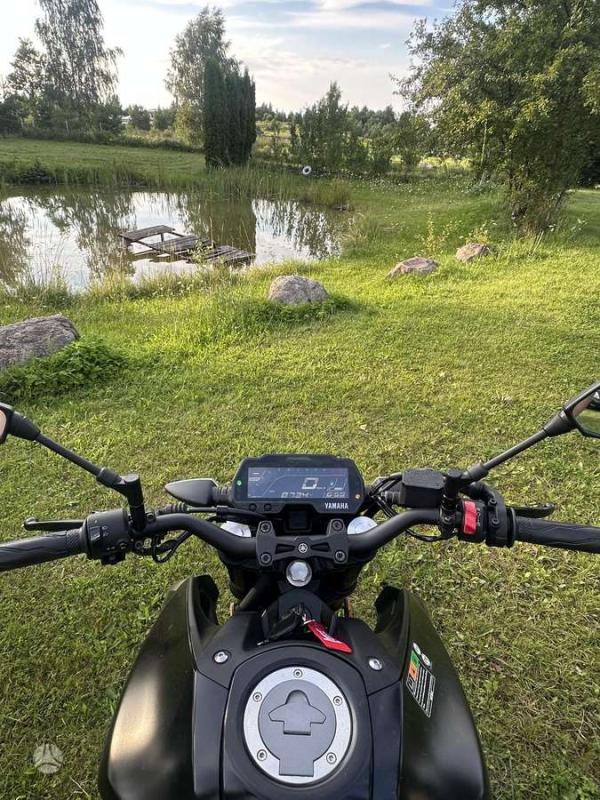 Melns Yamaha MT 125 2023 Viļņa, ar dzinēja tilpumu 0.00 L un nobraukumu 9 tūkst. km par 3900 €, foto 3 vietnē AUTOMOTO.COM.LV