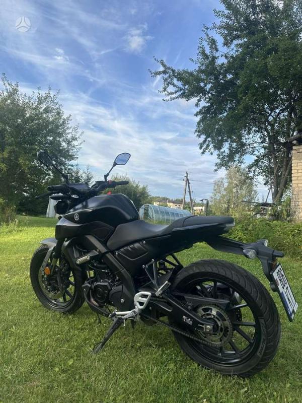 Melns Yamaha MT 125 2023 Viļņa, ar dzinēja tilpumu 0.00 L un nobraukumu 9 tūkst. km par 3900 €, foto 4 vietnē AUTOMOTO.COM.LV