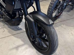 Melns Yamaha MT 125 2024 Šauļi, ar dzinēja tilpumu 0.13 L un nobraukumu 11 tūkst. km par 4090 €, foto 5 vietnē AUTOMOTO.COM.LV