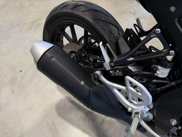 Melns Yamaha MT 125 2024 Šauļi, ar dzinēja tilpumu 0.13 L un nobraukumu 11 tūkst. km par 4090 €, foto 7 vietnē AUTOMOTO.COM.LV