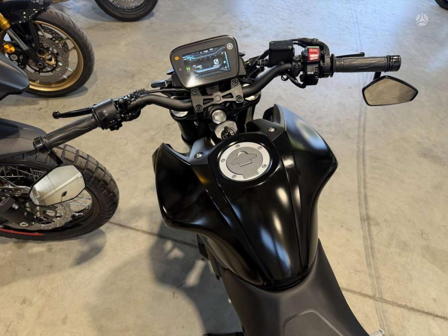 Melns Yamaha MT 125 2024 Šauļi, ar dzinēja tilpumu 0.13 L un nobraukumu 11 tūkst. km par 4090 €, foto 19 vietnē AUTOMOTO.COM.LV