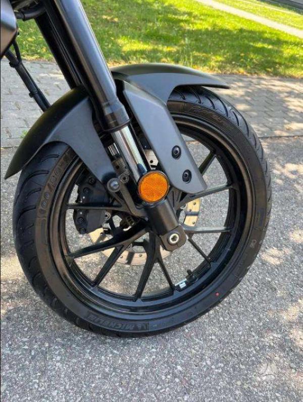 Black Yamaha MT 125 2024 in Raseiniai, with an engine capacity of 0.13 L and mileage of 4 thousand km for 4700 €, photo 9 on AUTOMOTO.COM.LV