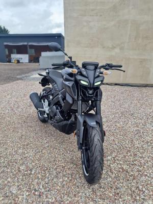 Black Yamaha MT 125 2024 in Silute, with an engine capacity of 0.13 L and mileage of 5 thousand km for 3400 €, photo 3 on AUTOMOTO.COM.LV