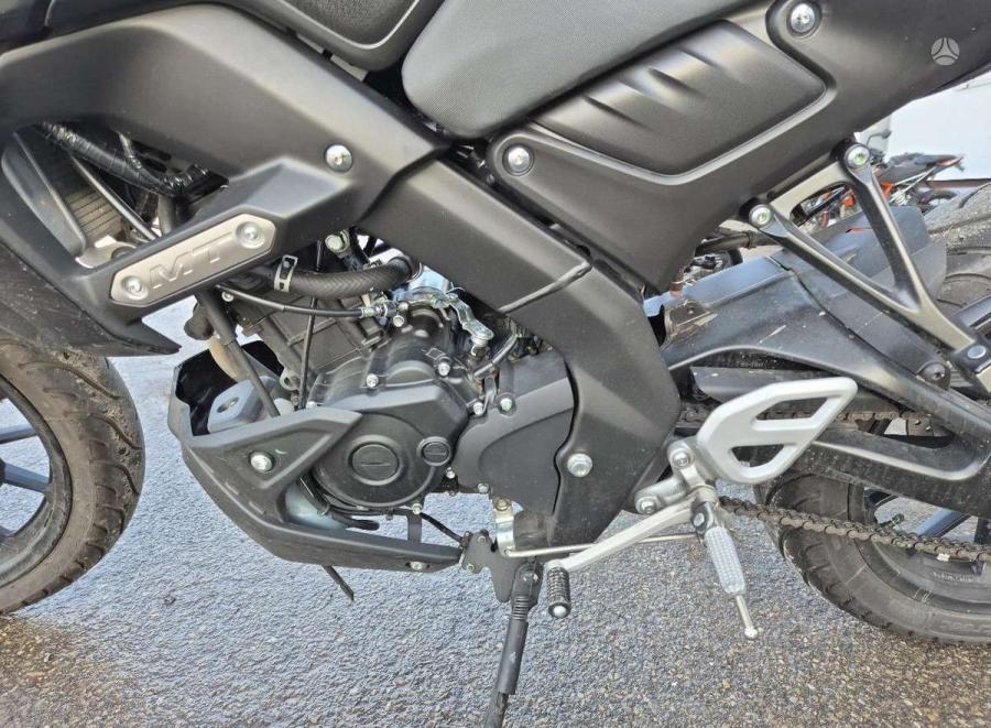Melns Yamaha MT 125 2025 Viļņa, ar dzinēja tilpumu 0.13 L un nobraukumu 2 tūkst. km par 5000 €, foto 4 vietnē AUTOMOTO.COM.LV