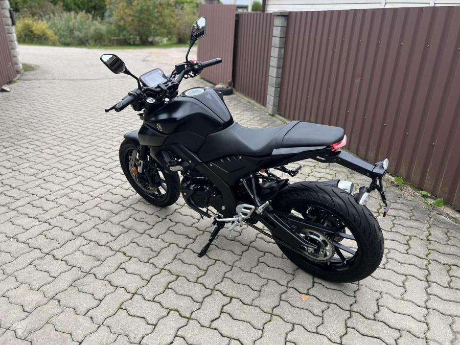 Black Yamaha MT 125 2025 in Prienai, with an engine capacity of 0.13 L and mileage of 5 thousand km for 3950 €, photo 7 on AUTOMOTO.COM.LV