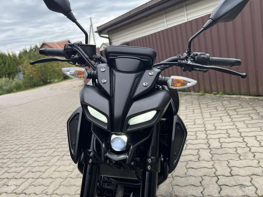 Black Yamaha MT 125 2025 in Prienai, with an engine capacity of 0.13 L and mileage of 5 thousand km for 3950 €, photo 12 on AUTOMOTO.COM.LV