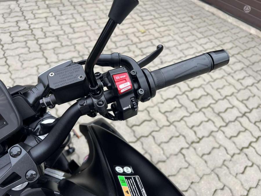 Black Yamaha MT 125 2025 in Prienai, with an engine capacity of 0.13 L and mileage of 5 thousand km for 3950 €, photo 13 on AUTOMOTO.COM.LV