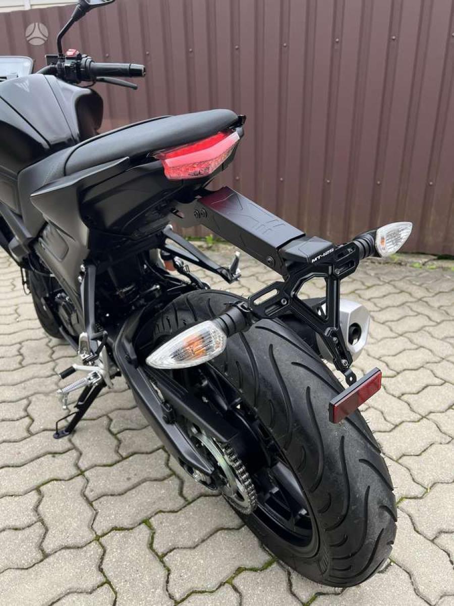 Black Yamaha MT 125 2025 in Prienai, with an engine capacity of 0.13 L and mileage of 5 thousand km for 3950 €, photo 15 on AUTOMOTO.COM.LV