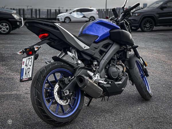 Zils Yamaha MT 125 2017 Viļņa, ar dzinēja tilpumu 0.13 L un nobraukumu 10 tūkst. km par 2799 €, foto 4 vietnē AUTOMOTO.COM.LV
