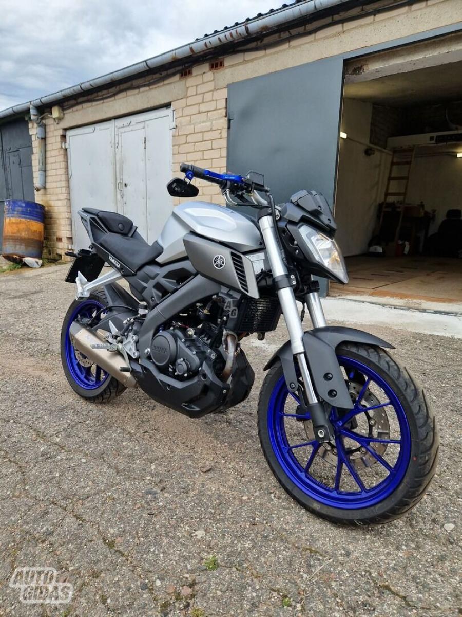 Grey Yamaha MT 125 2015 in Panevezys, with an engine capacity of 0.13 L and mileage of 35 thousand km for 2600 €, photo 4 on AUTOMOTO.COM.LV