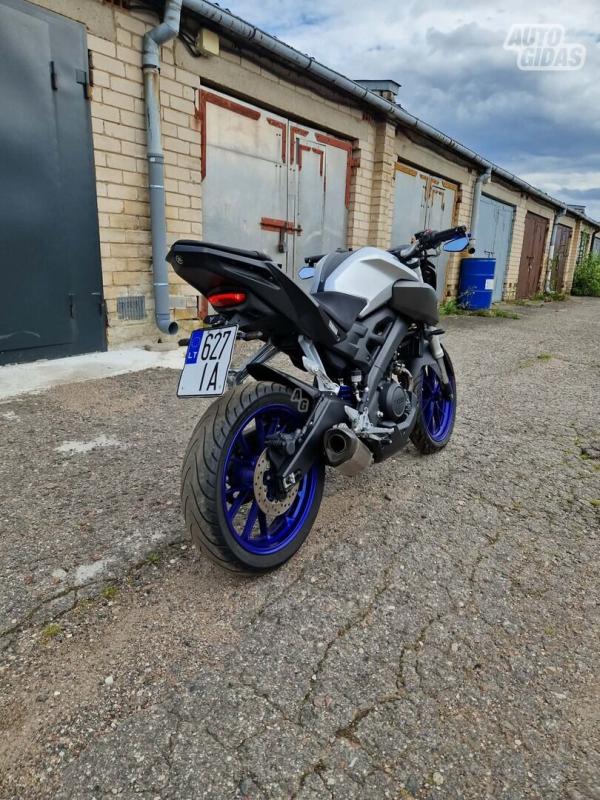 Pelēks Yamaha MT 125 2015 Panevēža, ar dzinēja tilpumu 0.13 L un nobraukumu 35 tūkst. km par 2600 €, foto 5 vietnē AUTOMOTO.COM.LV