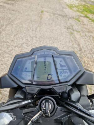 Grey Yamaha MT 125 2015 in Panevezys, with an engine capacity of 0.13 L and mileage of 35 thousand km for 2600 €, photo 7 on AUTOMOTO.COM.LV