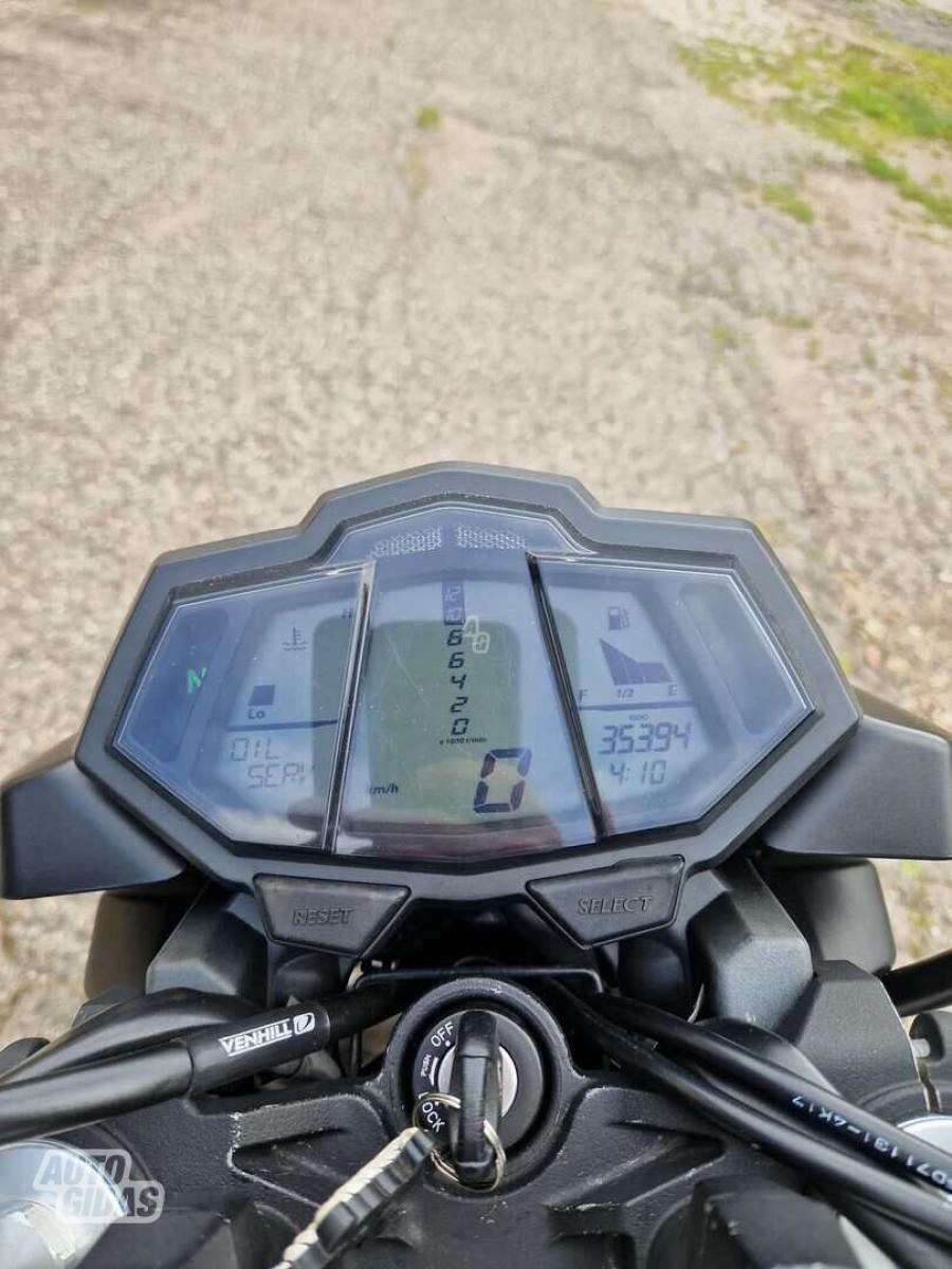 Grey Yamaha MT 125 2015 in Panevezys, with an engine capacity of 0.13 L and mileage of 35 thousand km for 2600 €, photo 7 on AUTOMOTO.COM.LV