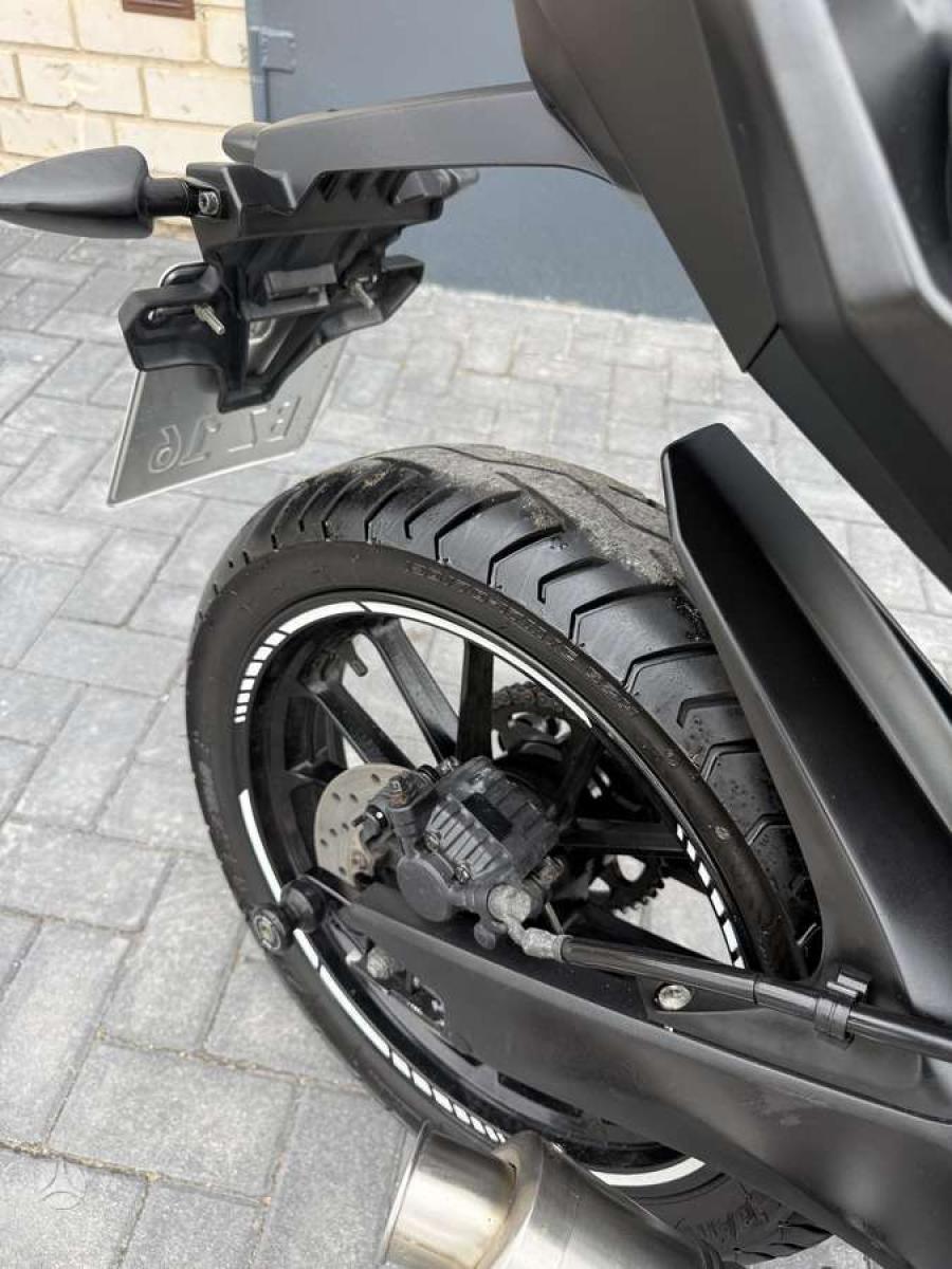Grey Yamaha MT 125 2015 in Vilkaviskis, with an engine capacity of 0.13 L and mileage of 21 thousand km for 2400 €, photo 8 on AUTOMOTO.COM.LV