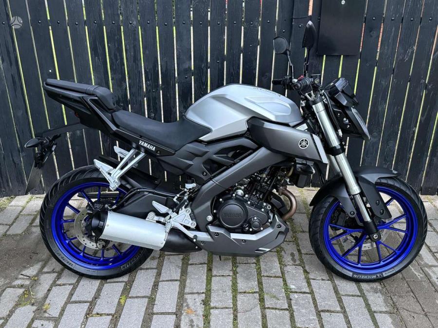 Pelēks Yamaha MT 125 2015 Prienai, ar dzinēja tilpumu 0.13 L un nobraukumu 19 tūkst. km par 2550 €, foto 4 vietnē AUTOMOTO.COM.LV