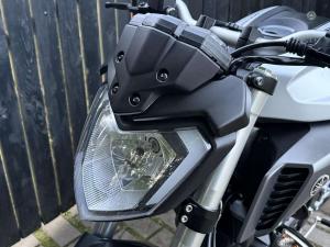 Pelēks Yamaha MT 125 2015 Prienai, ar dzinēja tilpumu 0.13 L un nobraukumu 19 tūkst. km par 2550 €, foto 8 vietnē AUTOMOTO.COM.LV