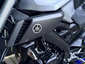 Pelēks Yamaha MT 125 2015 Prienai, ar dzinēja tilpumu 0.13 L un nobraukumu 19 tūkst. km par 2550 €, foto 14 vietnē AUTOMOTO.COM.LV
