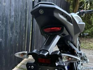 Pelēks Yamaha MT 125 2015 Prienai, ar dzinēja tilpumu 0.13 L un nobraukumu 19 tūkst. km par 2550 €, foto 18 vietnē AUTOMOTO.COM.LV