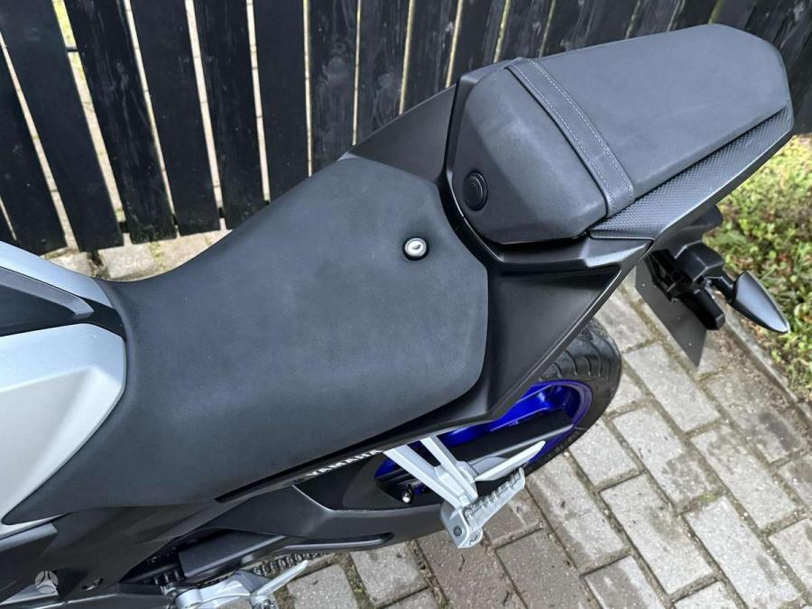 Pelēks Yamaha MT 125 2015 Prienai, ar dzinēja tilpumu 0.13 L un nobraukumu 19 tūkst. km par 2550 €, foto 20 vietnē AUTOMOTO.COM.LV