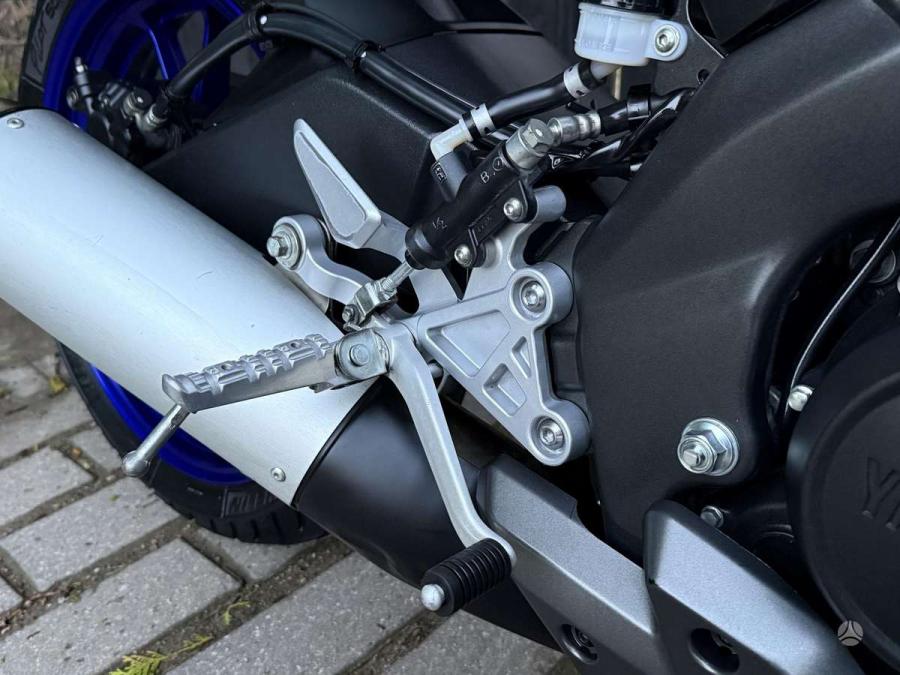 Pelēks Yamaha MT 125 2015 Prienai, ar dzinēja tilpumu 0.13 L un nobraukumu 19 tūkst. km par 2550 €, foto 27 vietnē AUTOMOTO.COM.LV