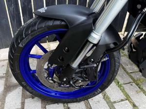 Pelēks Yamaha MT 125 2015 Prienai, ar dzinēja tilpumu 0.13 L un nobraukumu 19 tūkst. km par 2550 €, foto 33 vietnē AUTOMOTO.COM.LV