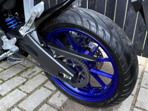 Pelēks Yamaha MT 125 2015 Prienai, ar dzinēja tilpumu 0.13 L un nobraukumu 19 tūkst. km par 2550 €, foto 34 vietnē AUTOMOTO.COM.LV