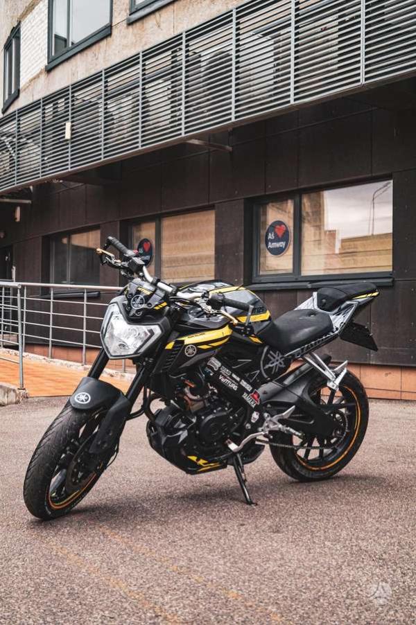 Grey Yamaha MT 125 2016 in Panevezys, with an engine capacity of 0.13 L and mileage of 41 thousand km for 2050 €, photo 1 on AUTOMOTO.COM.LV