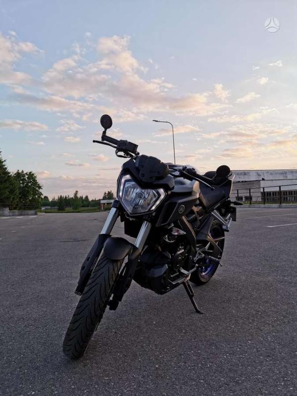 Pelēks Yamaha MT 125 2016 Anykščiai, ar dzinēja tilpumu 0.13 L un nobraukumu 32 tūkst. km par 3100 €, foto 2 vietnē AUTOMOTO.COM.LV