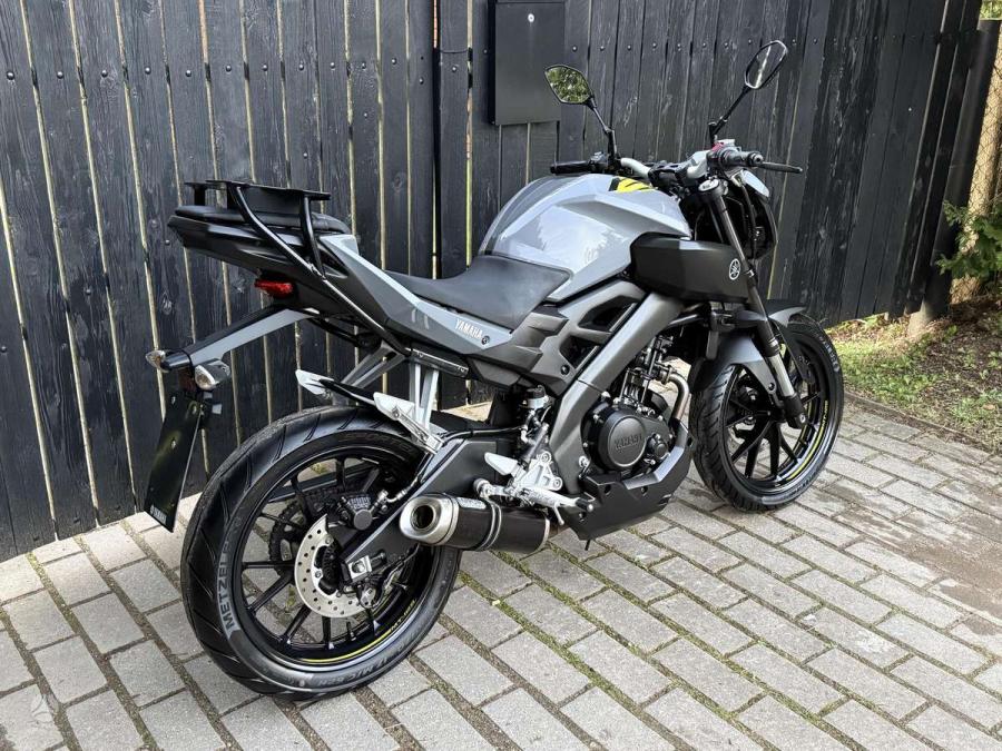 Grey Yamaha MT 125 2016 in Prienai, with an engine capacity of 0.13 L and mileage of 16 thousand km for 2650 €, photo 8 on AUTOMOTO.COM.LV