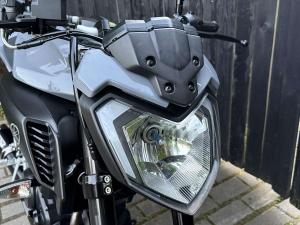 Grey Yamaha MT 125 2016 in Prienai, with an engine capacity of 0.13 L and mileage of 16 thousand km for 2650 €, photo 12 on AUTOMOTO.COM.LV