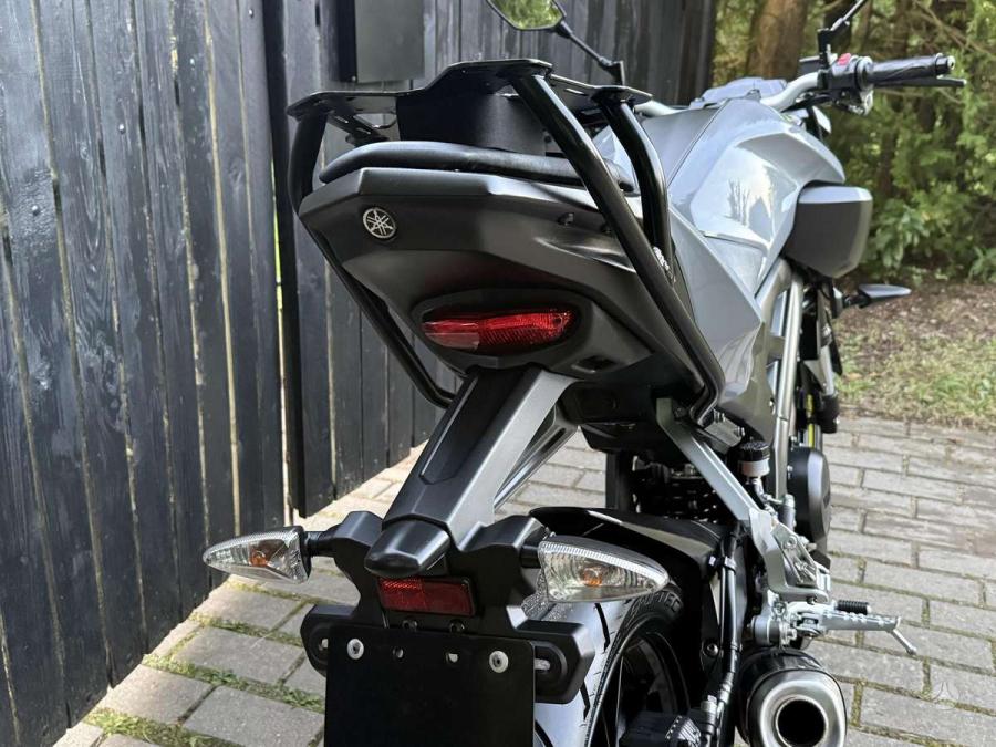Grey Yamaha MT 125 2016 in Prienai, with an engine capacity of 0.13 L and mileage of 16 thousand km for 2650 €, photo 14 on AUTOMOTO.COM.LV