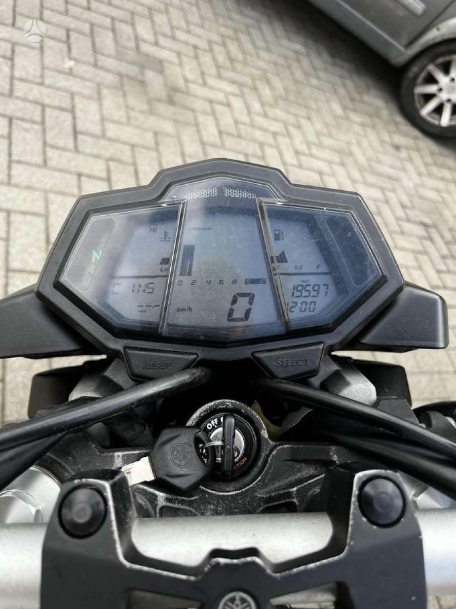 Pelēks Yamaha MT 125 2016 Kauņa, ar dzinēja tilpumu 0.13 L un nobraukumu 20 tūkst. km par 2000 €, foto 7 vietnē AUTOMOTO.COM.LV
