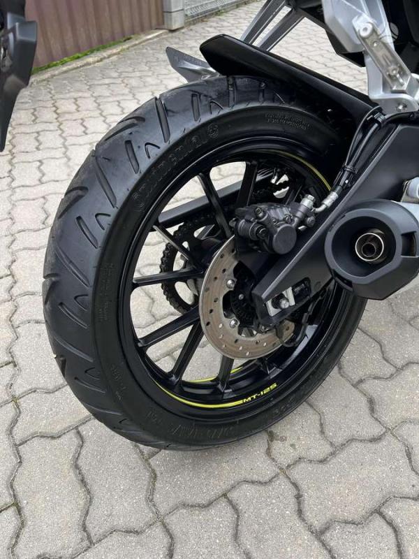 Pelēks Yamaha MT 125 2016 Prienai, ar dzinēja tilpumu 0.13 L un nobraukumu 19 tūkst. km par 2550 €, foto 7 vietnē AUTOMOTO.COM.LV
