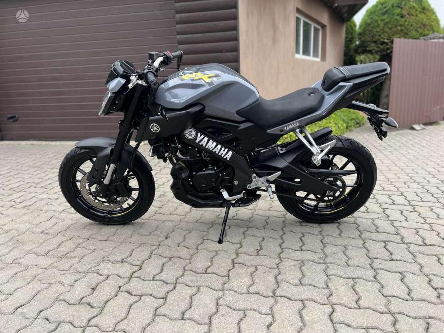 Pelēks Yamaha MT 125 2016 Prienai, ar dzinēja tilpumu 0.13 L un nobraukumu 19 tūkst. km par 2550 €, foto 9 vietnē AUTOMOTO.COM.LV