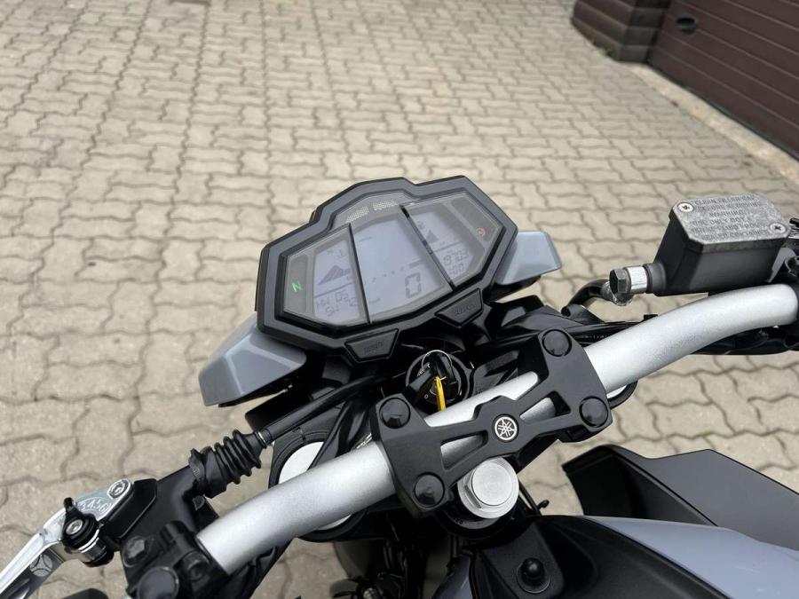 Pelēks Yamaha MT 125 2016 Prienai, ar dzinēja tilpumu 0.13 L un nobraukumu 19 tūkst. km par 2550 €, foto 12 vietnē AUTOMOTO.COM.LV