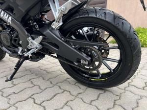 Pelēks Yamaha MT 125 2016 Prienai, ar dzinēja tilpumu 0.13 L un nobraukumu 19 tūkst. km par 2550 €, foto 14 vietnē AUTOMOTO.COM.LV