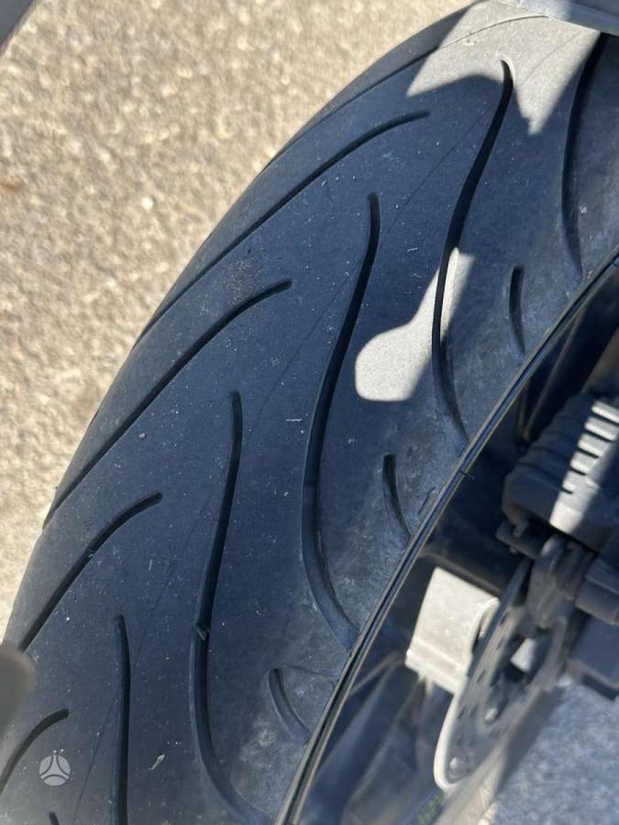 Grey Yamaha MT 125 2017 in Klaipeda, with an engine capacity of 0.13 L and mileage of 31 thousand km for 2800 €, photo 10 on AUTOMOTO.COM.LV