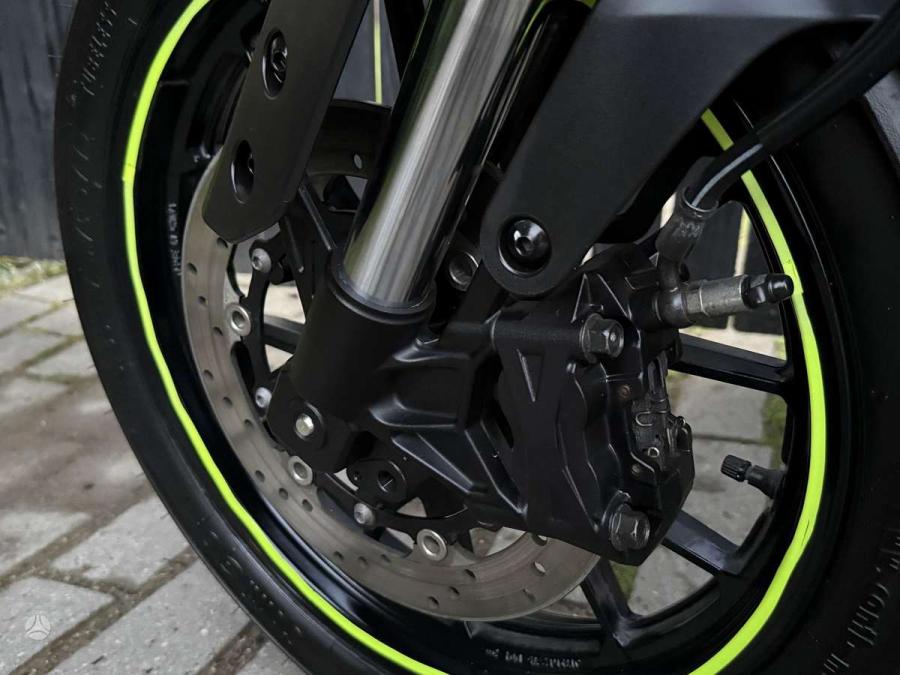 Pelēks Yamaha MT 125 2017 Prienai, ar dzinēja tilpumu 0.13 L un nobraukumu 22 tūkst. km par 2550 €, foto 31 vietnē AUTOMOTO.COM.LV