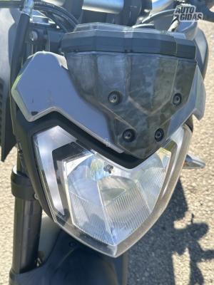 Серый Ямаха MT 125 2017 в Клайпеда, объемом двигателя 0.13 л и пробегом 31 тыс. км за 2600 €, фото 8 на AUTOMOTO.COM.LV