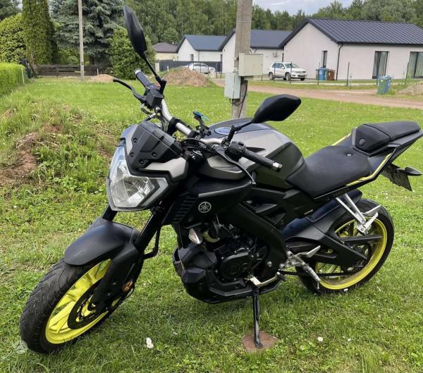 Серый Ямаха MT 125 2018 в Каунас, объемом двигателя 0.13 л и пробегом 40 тыс. км за 2500 €, фото 1 на AUTOMOTO.COM.LV