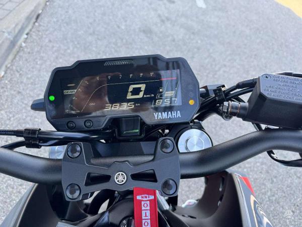 Серый Ямаха MT 125 2021 в Вильнюс, объемом двигателя 0.13 л и пробегом 4 тыс. км за 3999 €, фото 10 на AUTOMOTO.COM.LV
